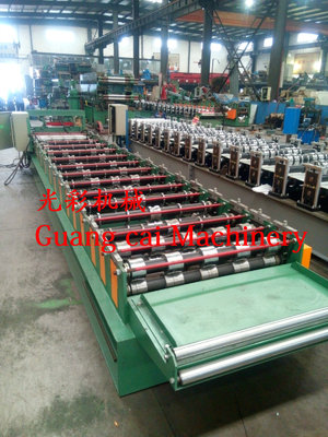 Automatic 0.5-0.7mm Roofing Roll Forming Machine With 15 Stations