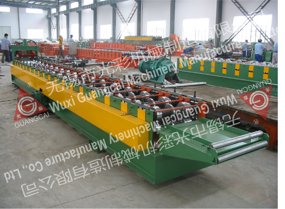 Steel Tile Wall Panel Roll Forming Machine With Thickness 0.4mm - 0.8mm Galvanized Sheet