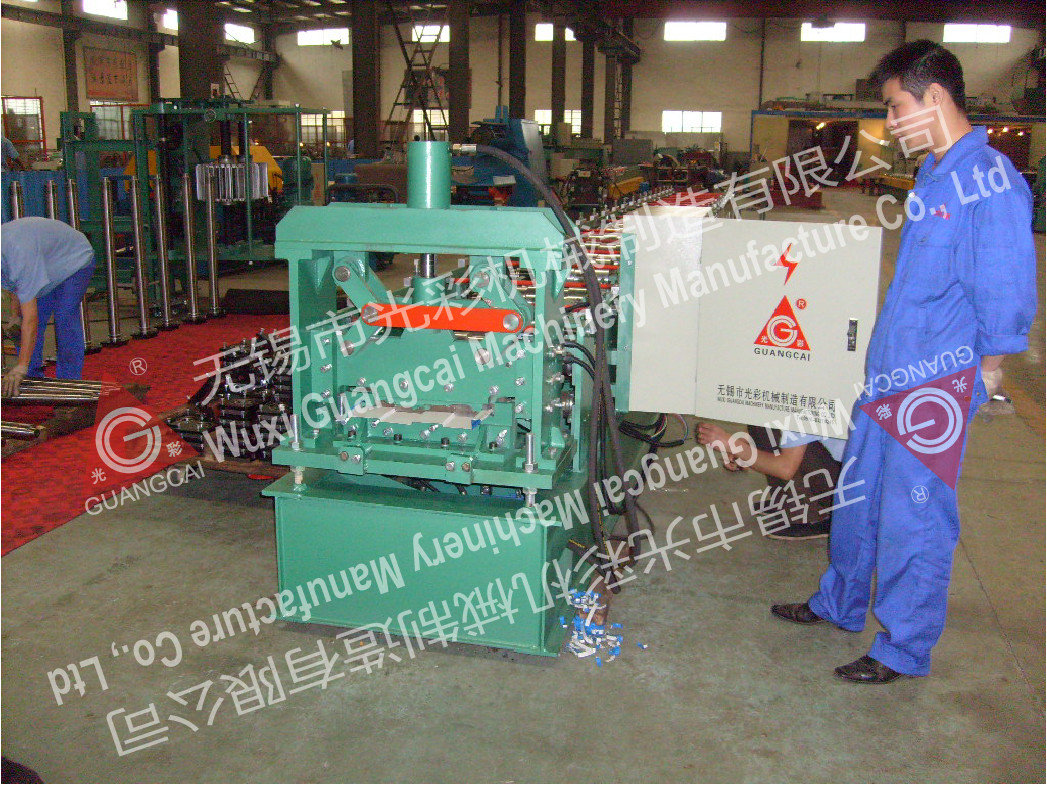 Hangar Wall Panel Roll Forming Machine  Color Plate Thickness 0.4mm - 0.8mm