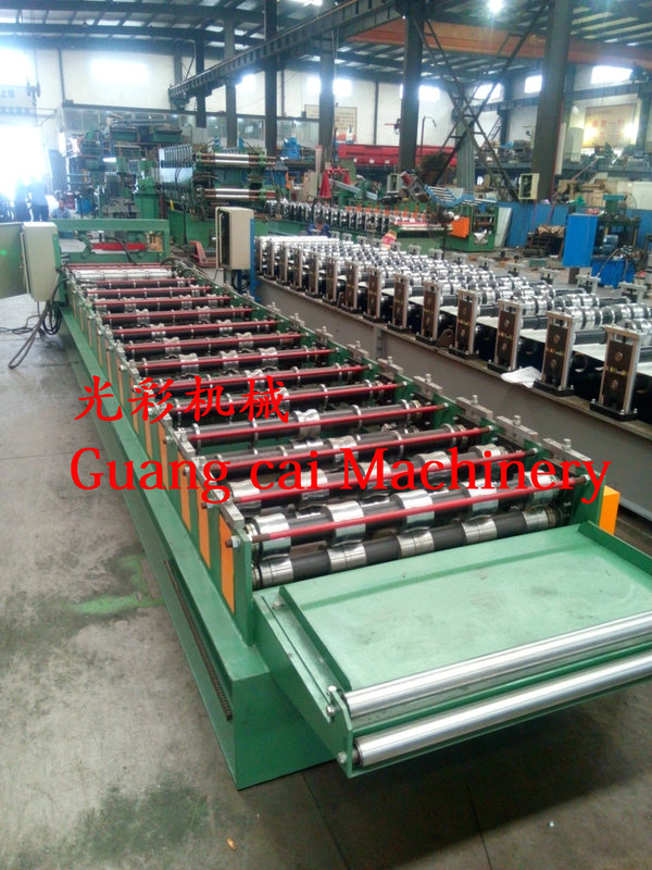 Automatic 0.5-0.7mm Roofing Roll Forming Machine With 15 Stations