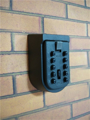 Multiple Keys Push Button Key Lock Box Rust Free , Key Lockbox Combination Access