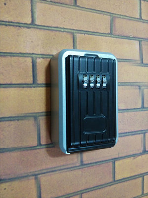 Weatherproof  Door Key Lock Box 4 Digit Combination Key Code Distributing