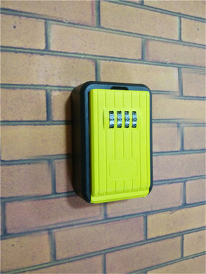 4 Digit Dialing Outdoor Key Safe Lock Box Weatherproof Wall Mounted