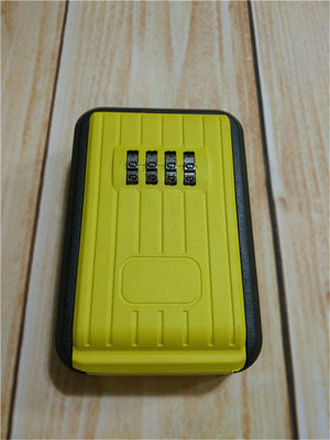 Small Combination Key Lock Box , Wall Mounted Key Safe With Combination Lock 