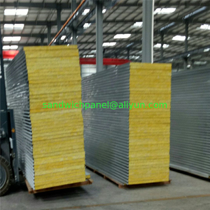 insulated sandwich panel fireproof 50mm glass wool roof tile for worker camp