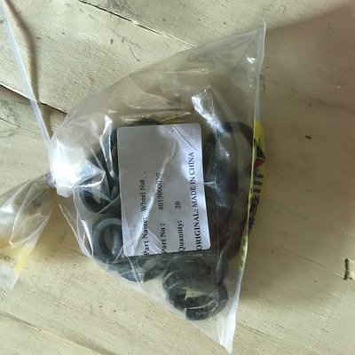 Genuine SDLG LG958L Wheel Loader Spare Parts 4015000030 Wheel Nut