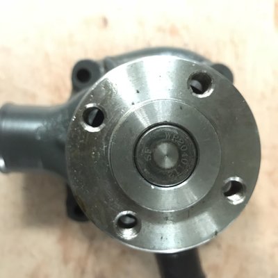 Hot Sale WEICHAI DEUTZ Engine Spare Parts 12273240 Water pump assembly