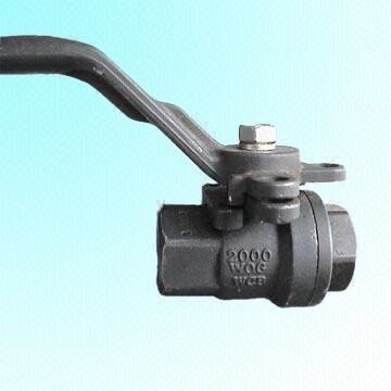 ANSI, DIN Stainless Steel 304 A216 WCB API6D Ball Valve 2000 WOG with Locking Device