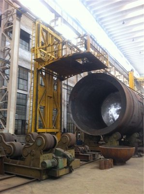 Pipe Rotating Column Boom Welding Manipulator Longitudinal Circumferential Seam Welding supplier