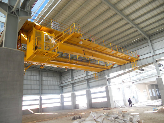 Light Duty 20T Electric Overhead Travelling Crane For Industrial / Railroad / Power Plant supplier