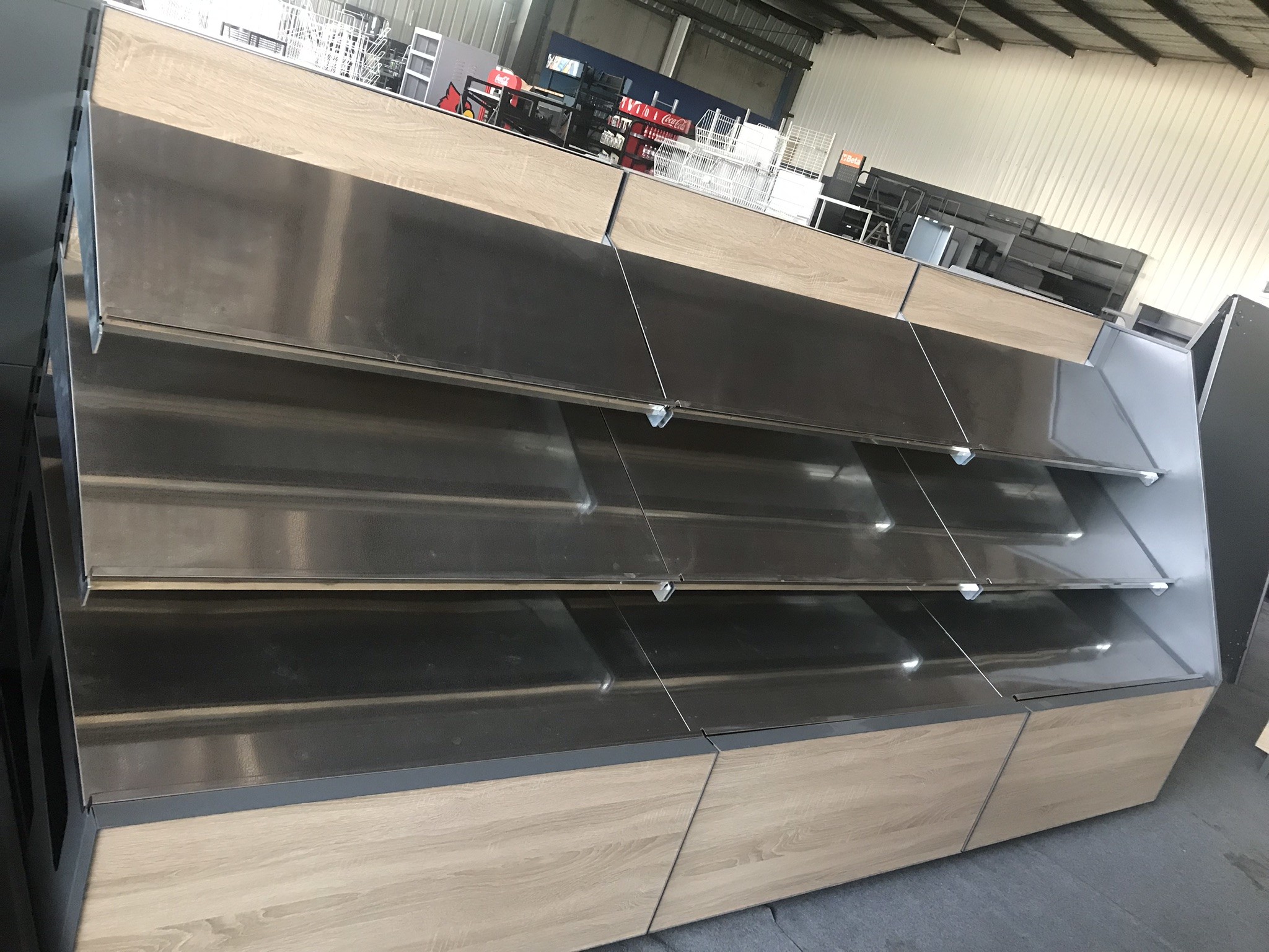 Single Side Supermarket Shelf Display Weight Of 80kgs Per Layer