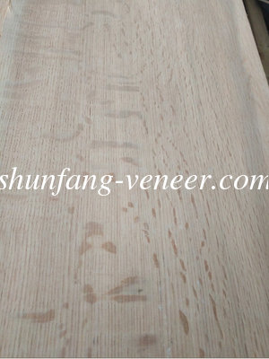 Flake Red Oak Wood Veneer from shunfang-veneer-com.ecer.com supplier