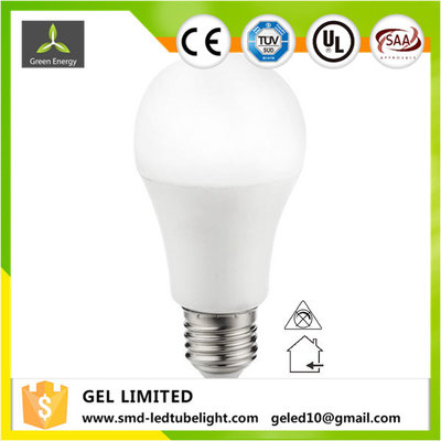 60 Watt incandescent lamps replacement with 7 Watt E27 Global LED Bulb Lamp with 600lm supplier