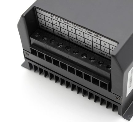 Intelligent MPPT Solar Wind Charge Controller 24V 500W High Converting Efficiency supplier