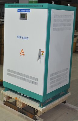 Low No - Load Loss Three Phase Off Grid Inverter , 3 Phase Inverter For Solar Panels supplier