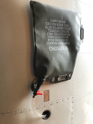 Portable soft fuel tank .KSD-011. Dull green or other color