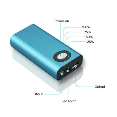 6000MAH 큰 수용량 똑똑한 전화 세륨/RoHS/FCC를 위한 휴대용 USB 힘 은행은 찬성했습니다