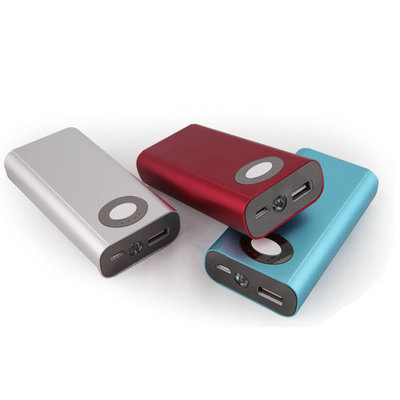 7800MAH는 PSP/GPS/셀룰라 전화를 위한 휴대용 USB 힘 은행을 방수 처리합니다