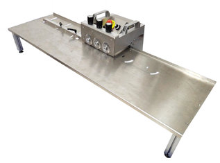 China PCB Depaneling Machine With High Speed Steel Blades For LED Lighting Tube supplier