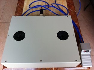China LED Bulb Base Crimping Punching Tool With Two Crimping Holder For B22 E40 supplier