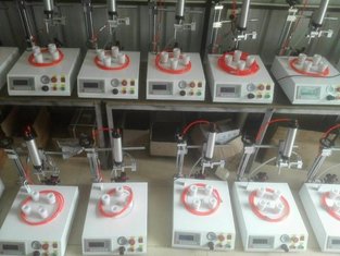 China Automatic Robot Glue Dispensing Machine For B22 E27 Bulb Cap Adhesive Dispenser supplier