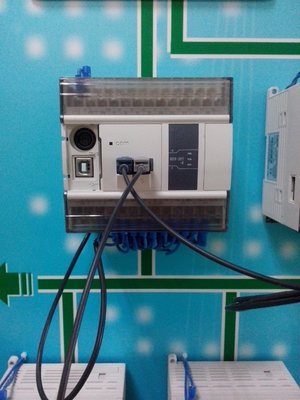 32 puntos de movimiento del control del PLC AB del contador de la fase para la máquina de grabado