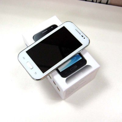 2GB Processor Touchpad Mobile Phones 3.5 Inch , G-Sensor Mobile Phone