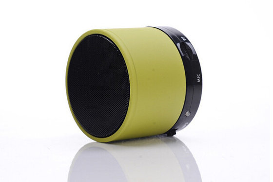 Small Cordless High Fidelity Outdoor Bluetooth Speaker cellphone / MP3 / MP4