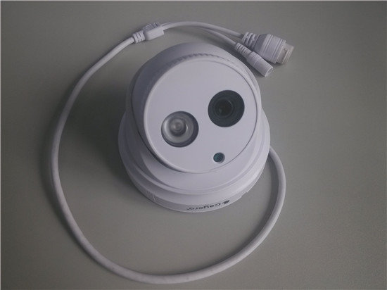 High resolution 1280 × 720  White Wireless PTZ IP Camera For Railway Stations Surveillance