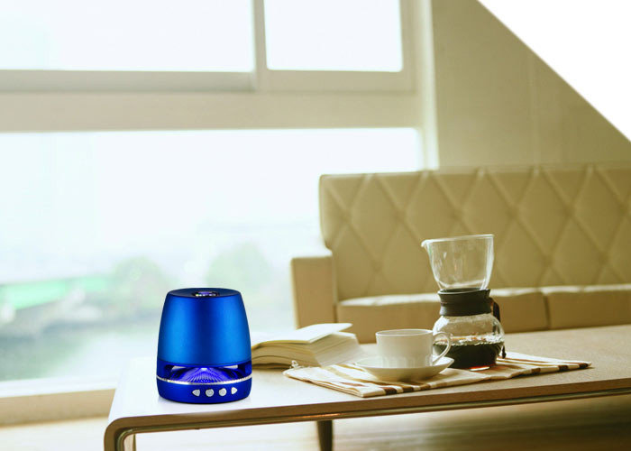 Stereo Sound Music Mini Bluetooth Speaker With NFC / FM Radio for MP3 / CD Player
