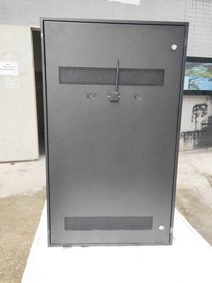 Dedi는 IP65 43/47 55/65 인치 터치스크린 LCD 감시자를 방수 처리합니다