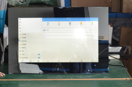 똑똑한 목욕탕 가득 차있는 HD 텔레비젼 거울 18.5” IP66는 목욕탕 텔레비전 인조 인간을 방수 처리합니다