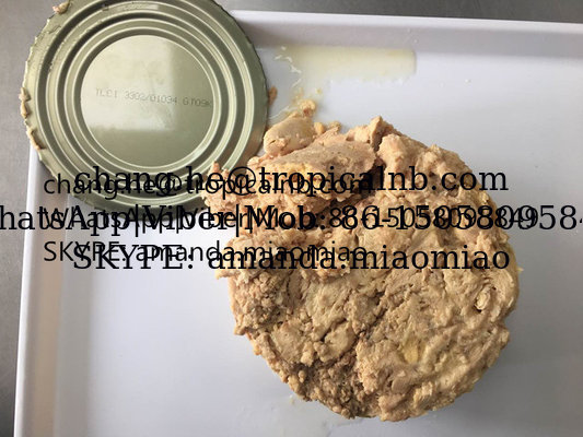 Canned light tuna chunks in water  66.50oz 1880g/dw1260g