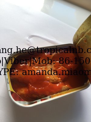 125G  Canned mackerel fillets in tomato sauce with club can