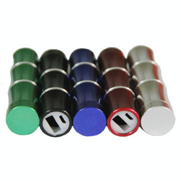 Metal Shell High Capacity Smartphone Power Pack 2600 mAh Charger Battery
