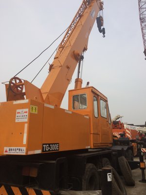 Used Truck Mounted Cranes / 30 Ton Truck Crane Tadano TG-300E