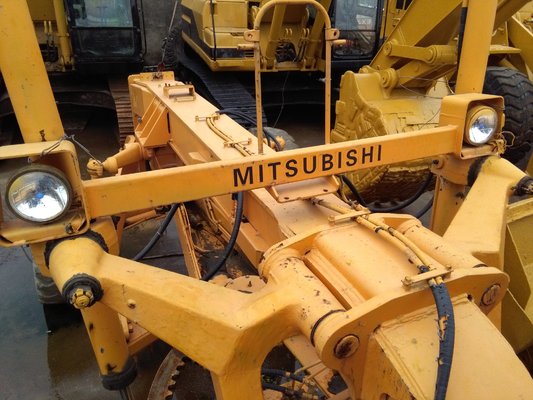 Year 1995 Used Motor Grader Mitsubishi MG400 Used 58513 hours