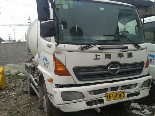Japan Used Concrete Mixer trcuk Hino 8cbm used cement mixer