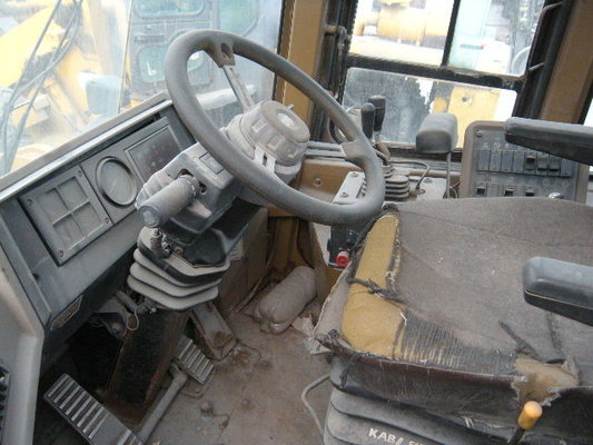 Used 8054 Hours Second Hand Loaders For Sale 1.7Cbm Capacity