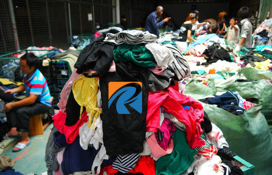 Wholesale used women clothes , second hand clothing for Summer / Winter