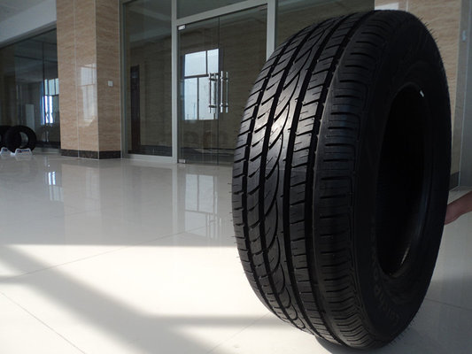 235/65R17 Tubeless Radial Tyres , L Speed Rate Solid Off Road Suv Tires