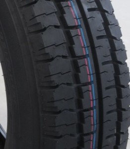 15&quot; Light Truck Tyres 195/70R15C 8PR , 201 / 228mm Section Width TBR tyres