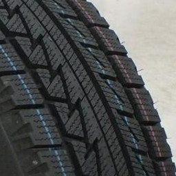 225/45R17 Off Road Snow Tires Low Rolling Resistance 17 Inch Snow Tires With Studs