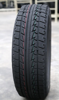 165/70R13 Off Road Passenger Car Tires 79T Load Index Ultra High Performance Tires
