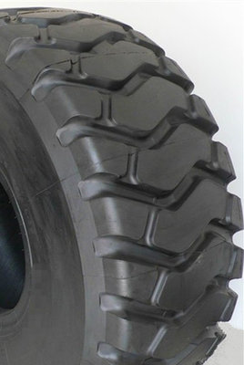 20.5-25 All Season Off Road Truck Tire 20/24 Ply Industrial Steel Belted Tires