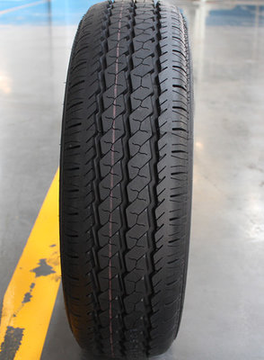 195R15C Tubeless Pneumatic All Season Tyres 693 mm OD Atv Radial Tires