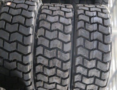 8.25-15 18PR Rubber Tires All Terrain Road Truck and Bus Tires 100% Steel  high performance truck tires  TBR tires