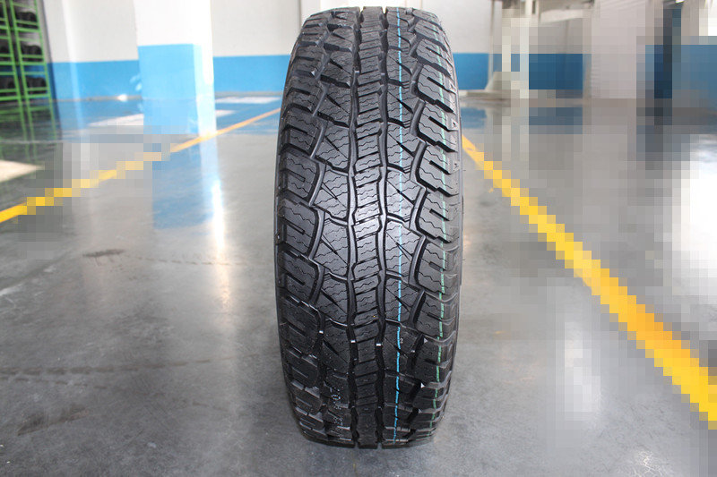 Des Gummi-Lt235/75R15 Hochleistungs-Reifen ultra, 15 Zoll-Personenkraftwagen-Reifen