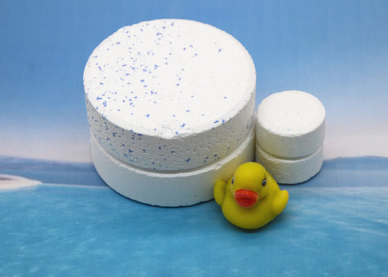 La purificación de la piscina hace tabletas el ácido Trichloroisocyanuric C3Cl3N3O3 ISO9001 verificada