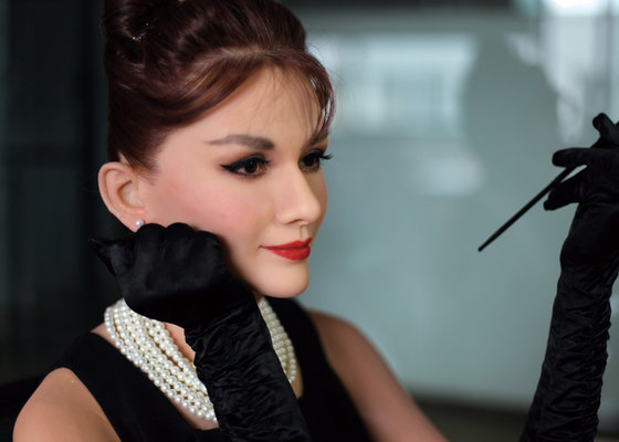 Figura di cera su ordine di Audrey Hepburn colore famoso della natura delle statue della cera